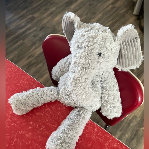 Scentsy | Other | Scentsy Buddy Eliza The Elephant Year Anniversary ...